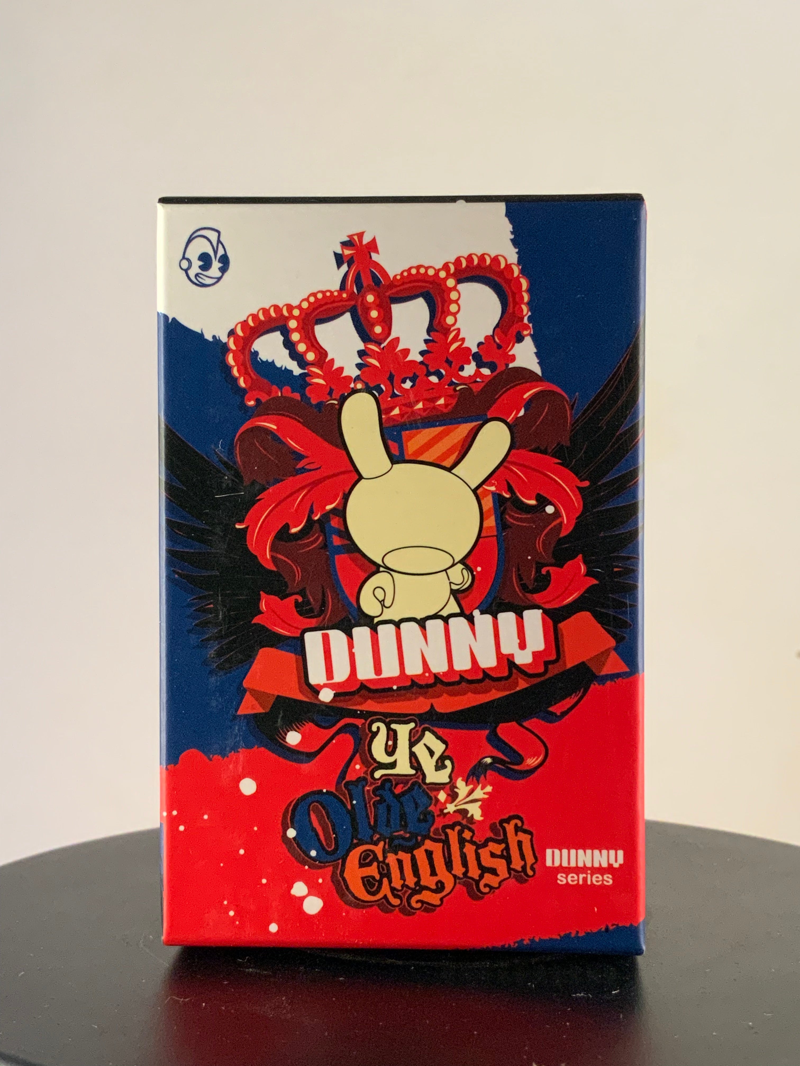 Kidrobot Dunny: Ye Olde English Series – BlindBoxes